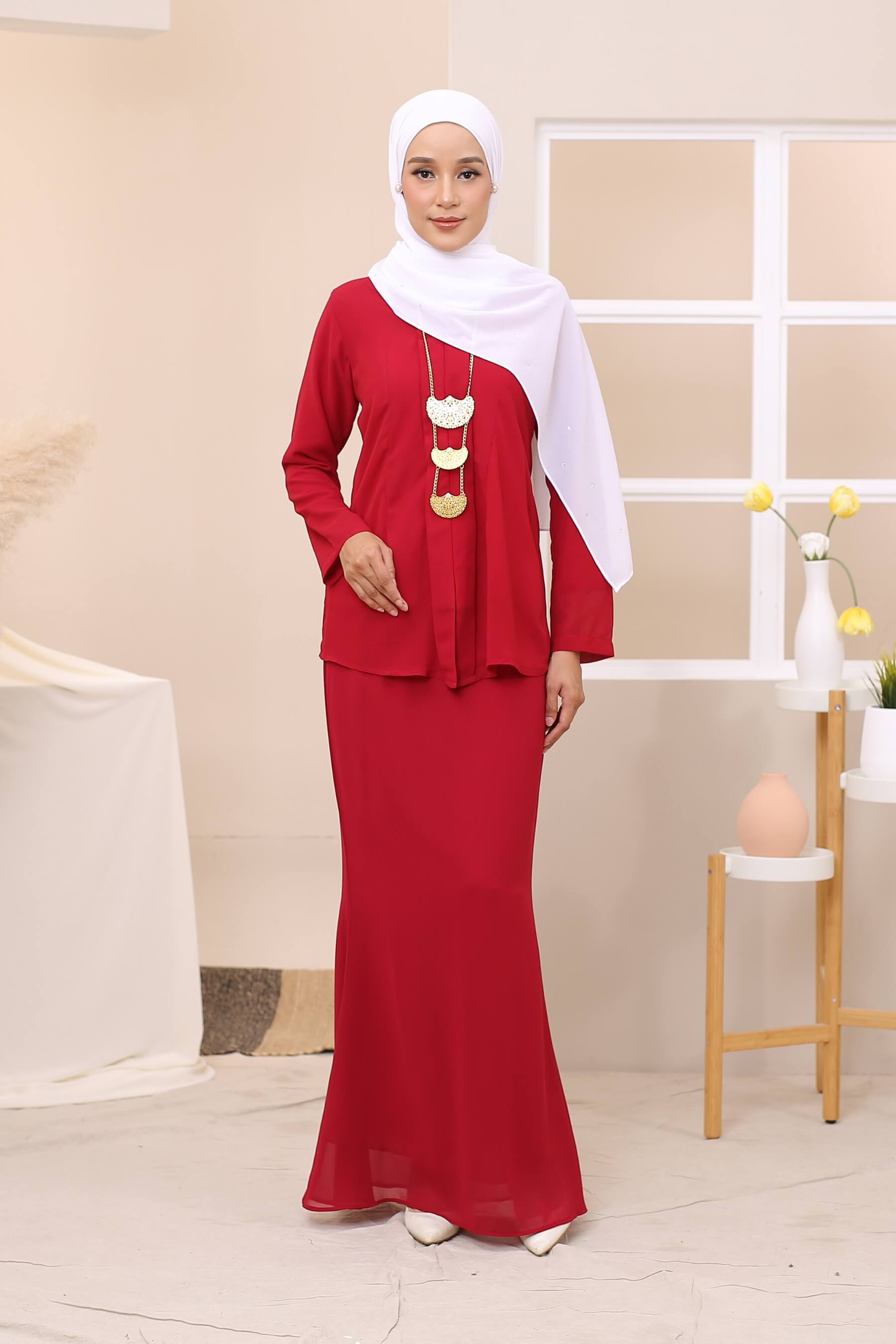 Kebaya Chiffon Areesa - Red Heart