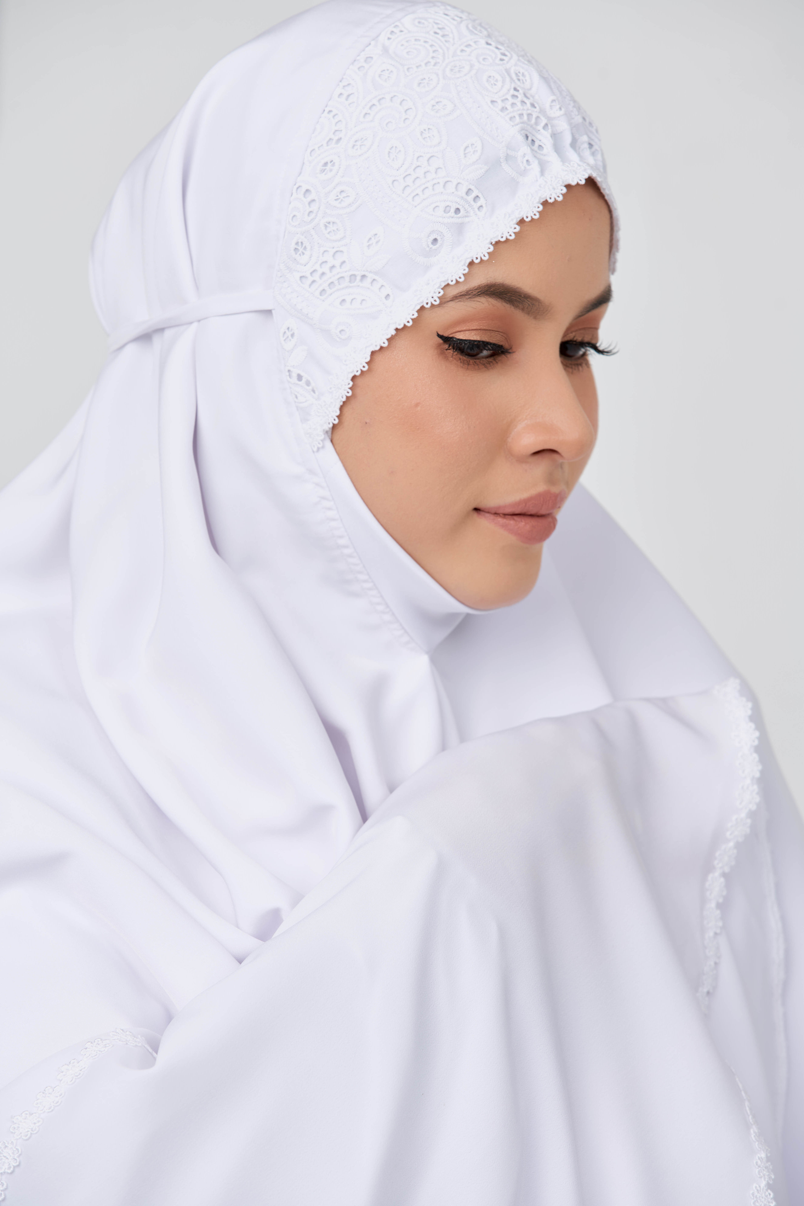 Mini Telekung Jameela (White)