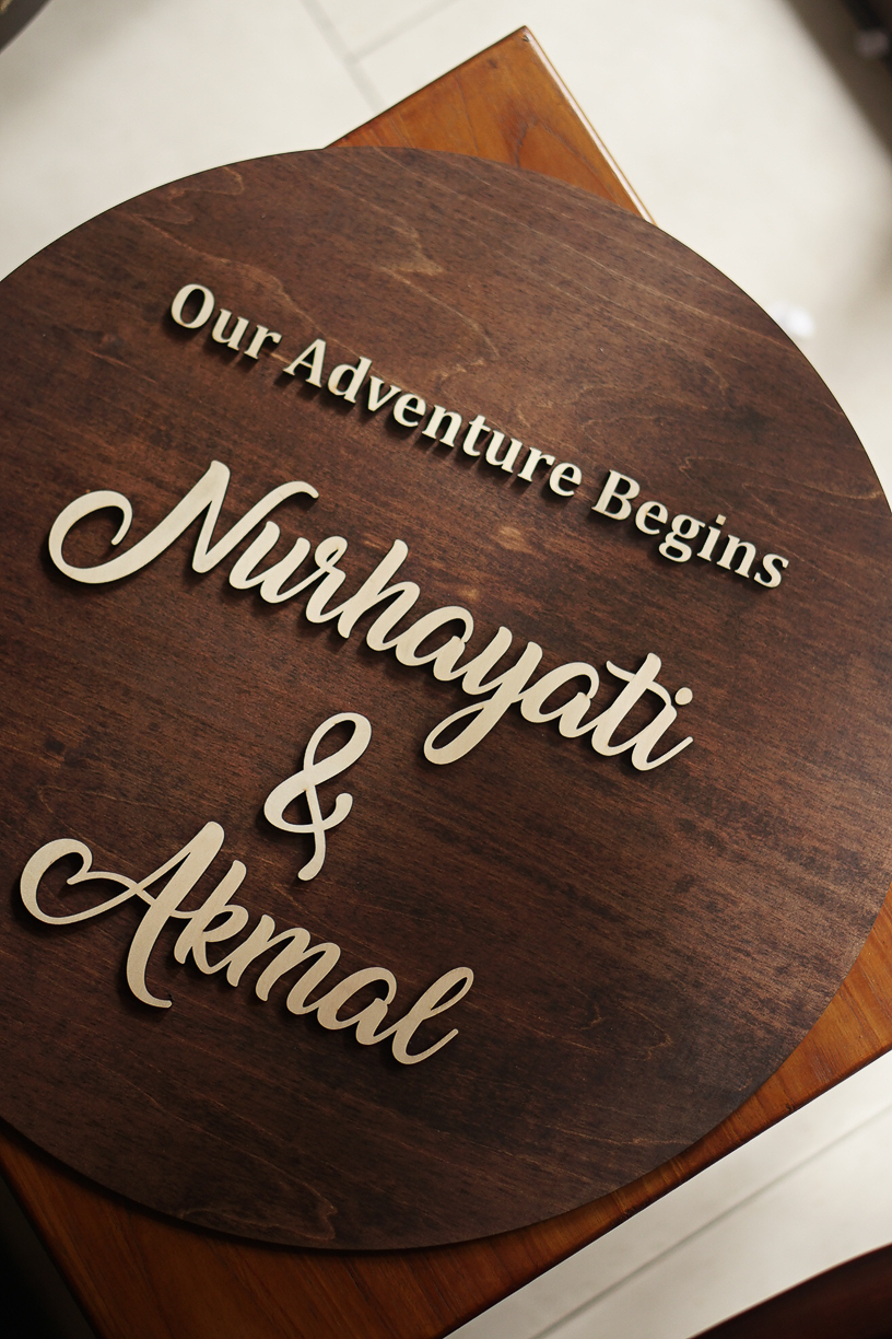 Wood Wedding Signage (Dark Brown)